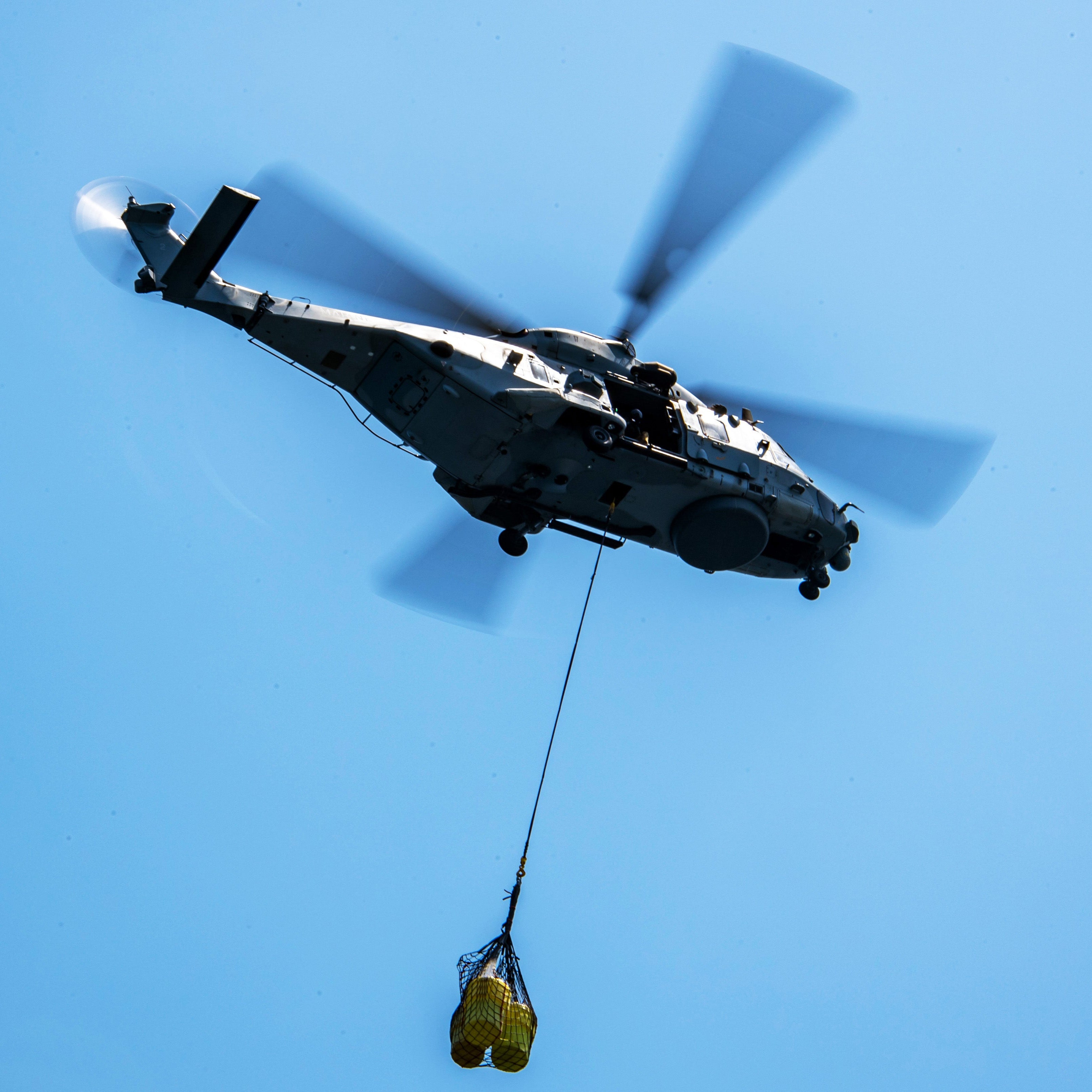 Helicopter Cargo Net - 5 000 lb WLL - Model RNAM – Barry Cordage